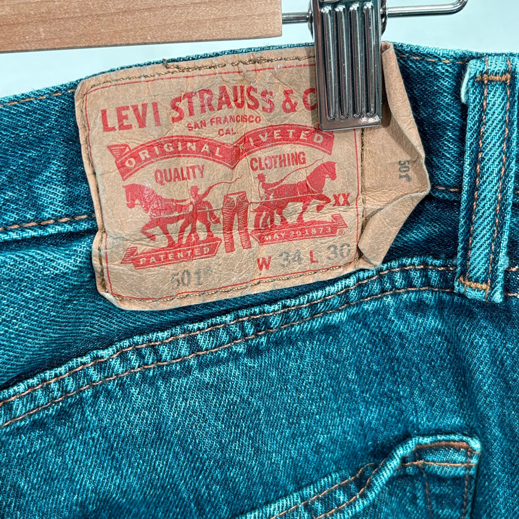 Levi 501 button fly men's jeans, waist size 34" – Urban Revival Fashion